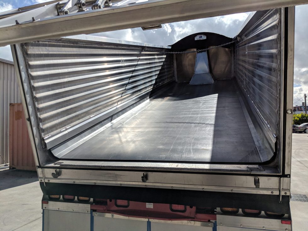 PRODUCTS - Retractable Tarps