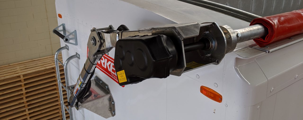 PRODUCTS - Retractable Tarps